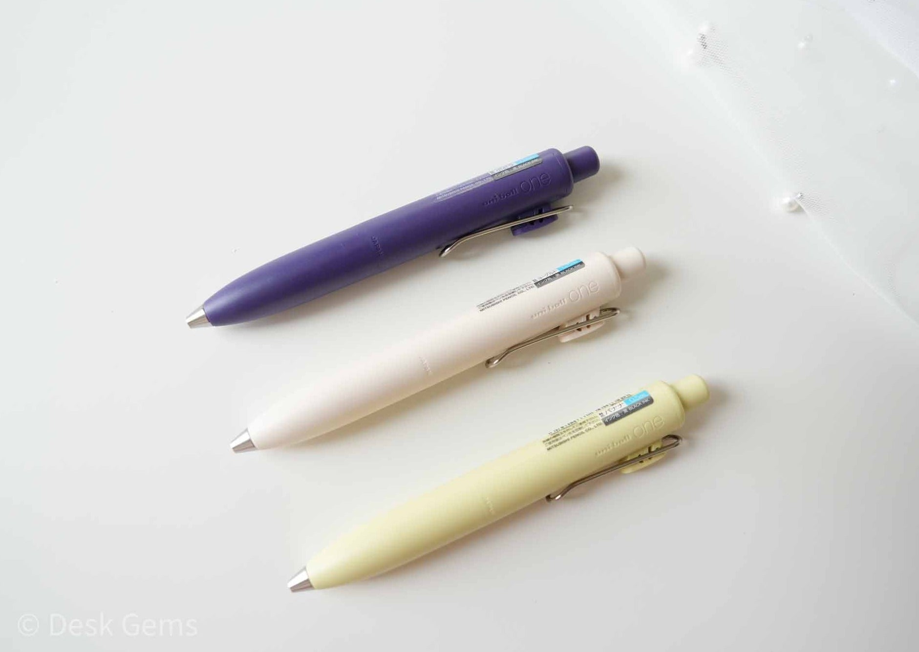 Uni-ball One P Gel Pen - 0.5mm – Desk Gems